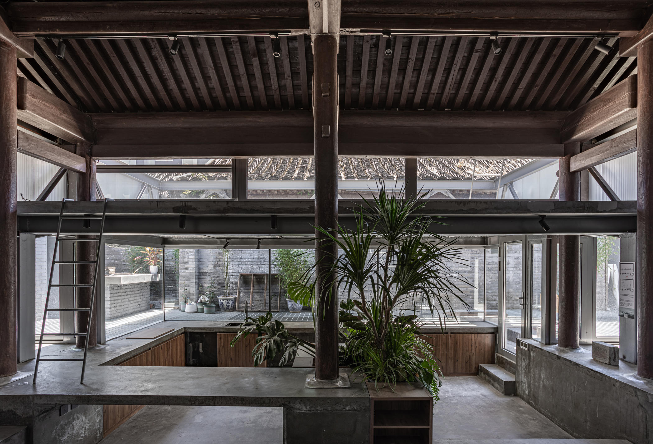 Carrying pole House by Atelier KAI architects - Interior Design ...