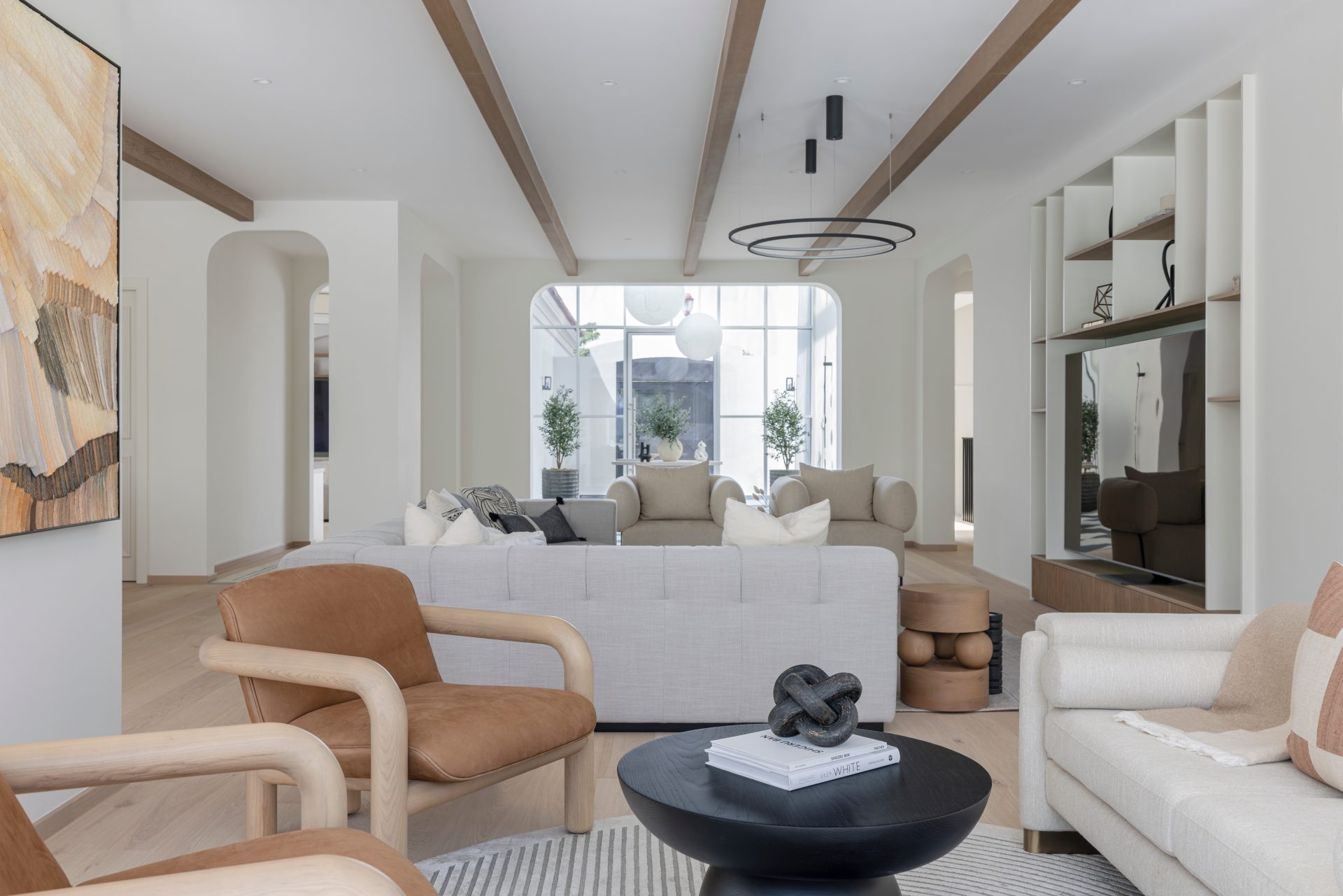 Modern Farmhouse Retreat at Jumeirah Golf Estates by GroundedDesign ...