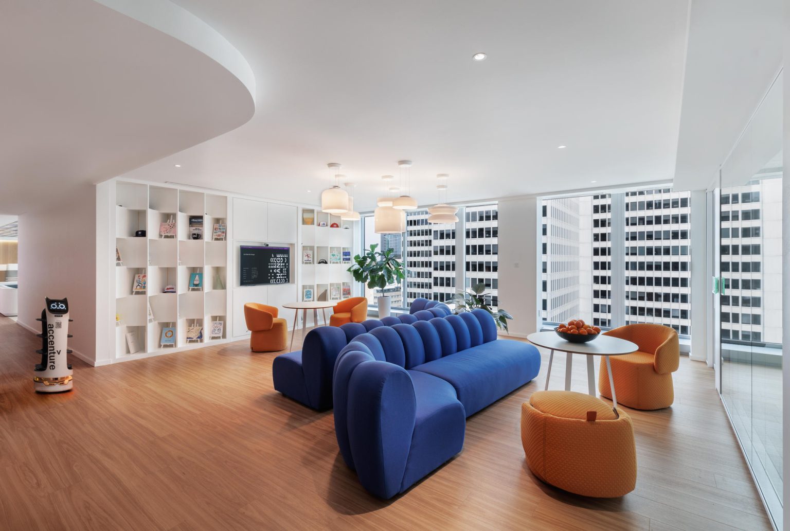 Accenture Montreal Office: A Balance of Innovative Local Identity and ...