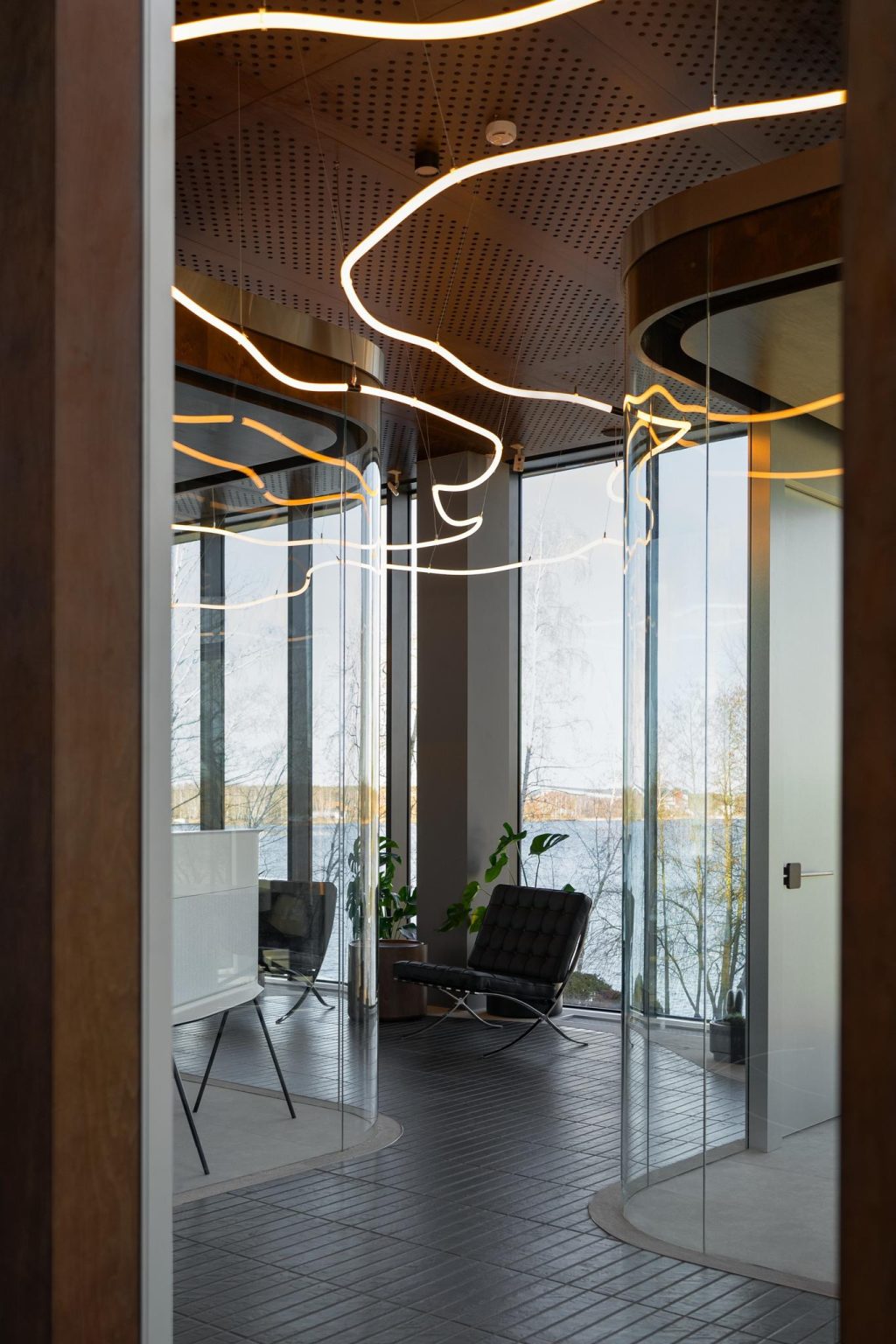 Alfa Bank Office Interior by ZROBIM architects - Interior Design ...