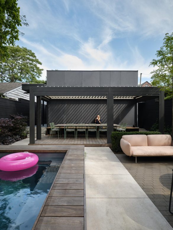 Summerhill Family Home by Barbora Vokac Taylor Architect Inc ...