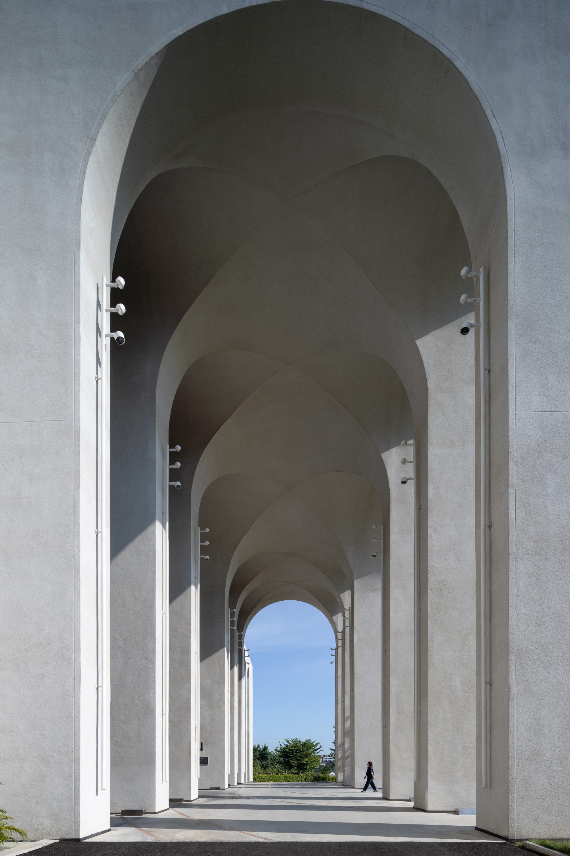 Enhance International Medical Center by Vermilion Zhou Design Group ...
