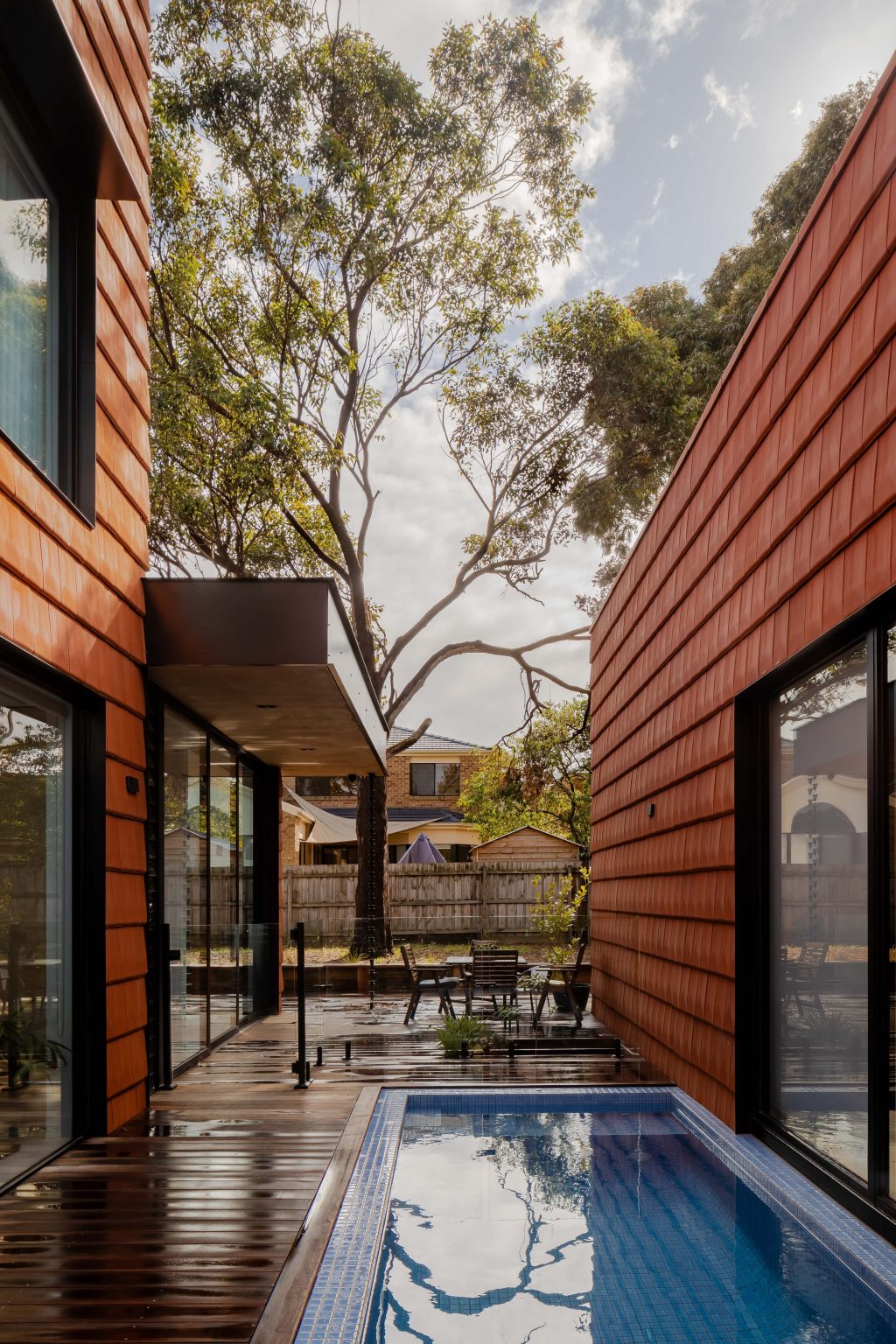 Mahogany House Intergenerational Home by R ARCHITECTURE - Interior ...