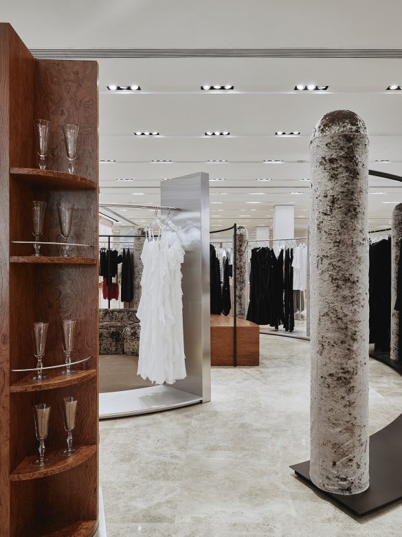 YOU WANNA Brand Corner at Tsvetnoy Department Store, Moscow by SINITSA ...